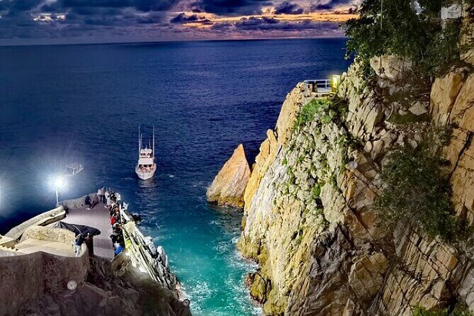 Acapulco Shore Excursion: Cliff Divers at Night - Deep Dive: The Itinerary and What It Means for You