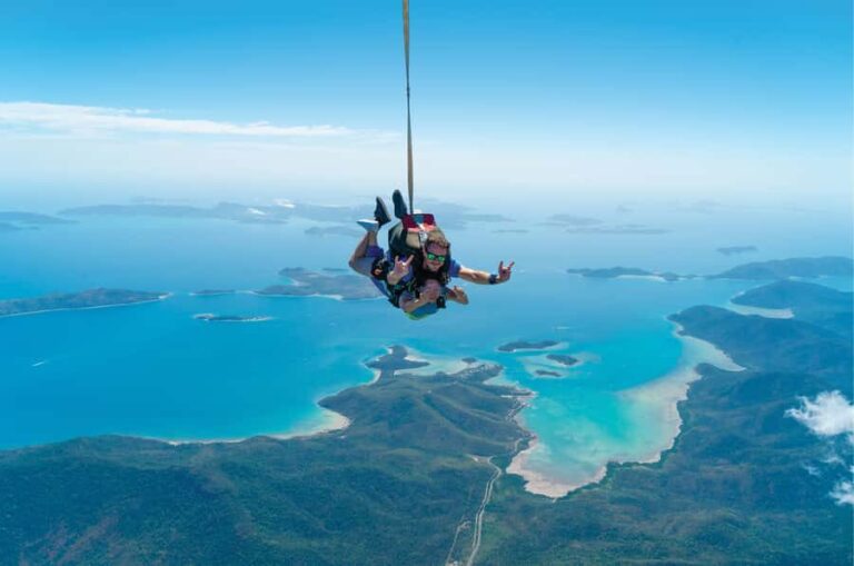 Airlie Beach: Tandem Skydive over the Whitsundays - Authentic Insights from Reviewers