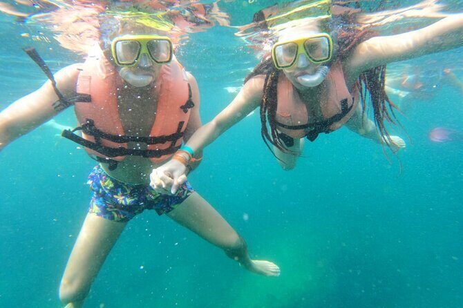 ALL INCLUSIVE Snorkeling and Zipline Cruise - The Itinerary in Detail: From Marine Exploration to Aerial Adventures