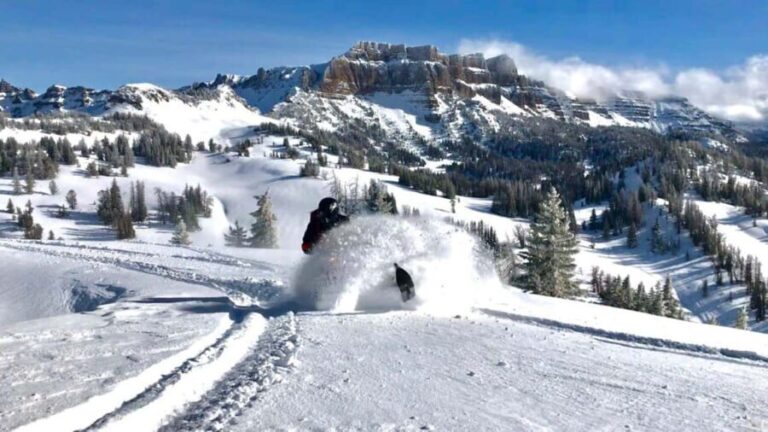 Alpine: Snowmobile Rental with Gear and Trailer - Getting to Alpine and the Scenic Drive