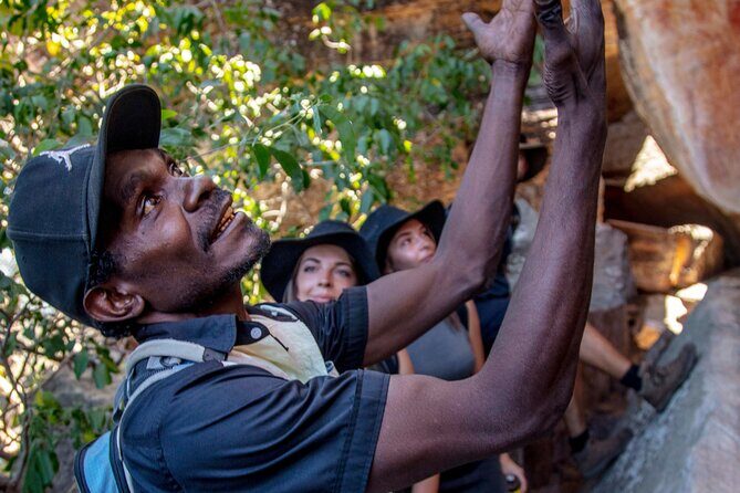 Arnhem Land Yingana Injalak Hill Full Day Tour from Darwin - Considerations and Practical Tips