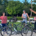 Art Deco, History and Crime Bike Tour with Design Enthusiast - The Route and Sights