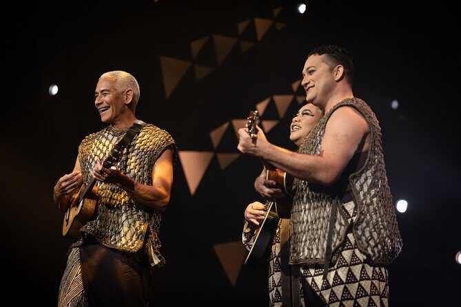 'Auana by Cirque du Soleil at the Waikiki Beachcomber Hotel - What to Expect During Your Visit