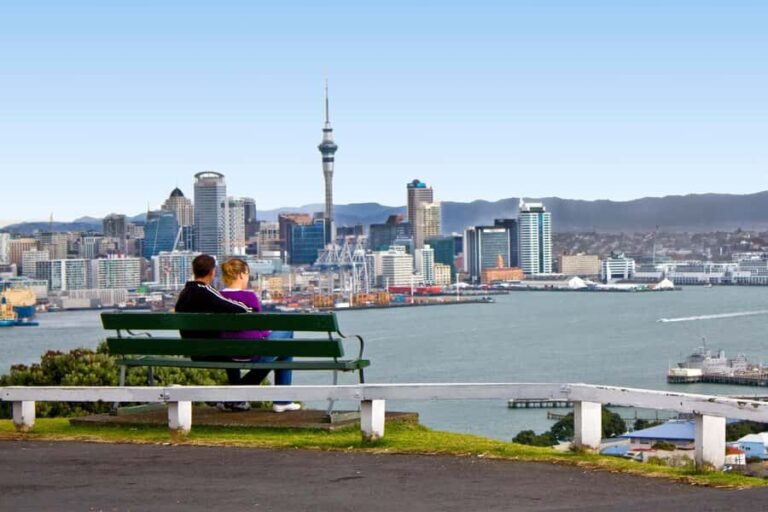 Auckland: Guided Small Group City Discovery Tour - What You Can Expect: Practical Details