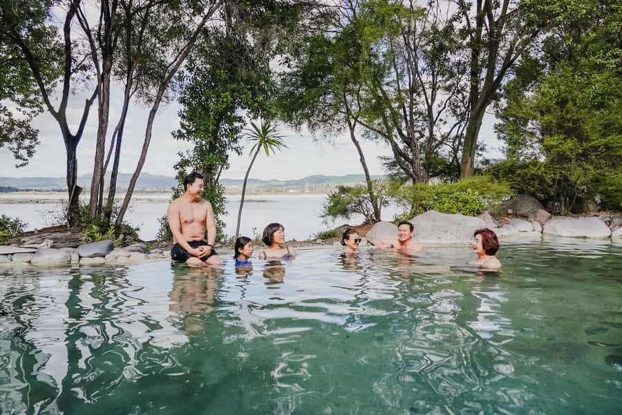 Auckland: Rotorua Highlights inc Wai-O-Tapu & Polynesian Spa - What to Expect from the Tour