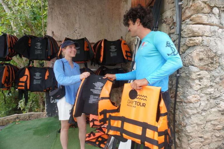 Bacalar: 3-hr Pontoon Boat Tour with Beach Club + Kayaks - What to Expect from the Tour