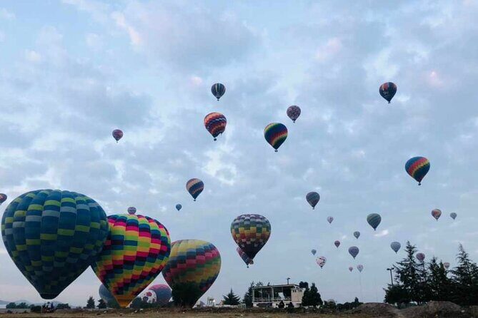 Balloon flight over Teotihuacan + Breakfast in Cueva + Transportation - What’s Included and What to Keep in Mind