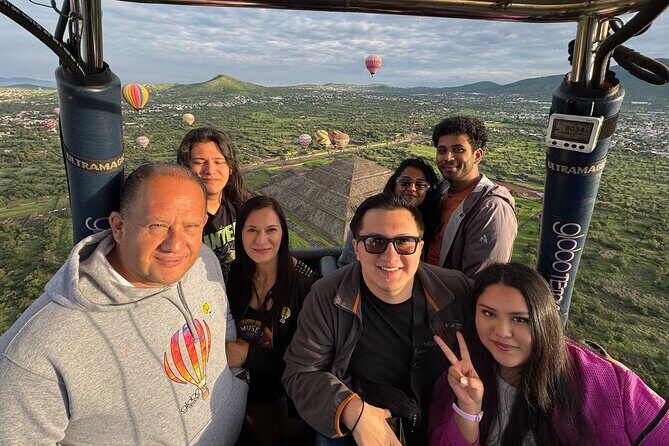 Balloon Flight + Transportation + Breakfast + Pyramids Tour - Who Is This Tour Best For?