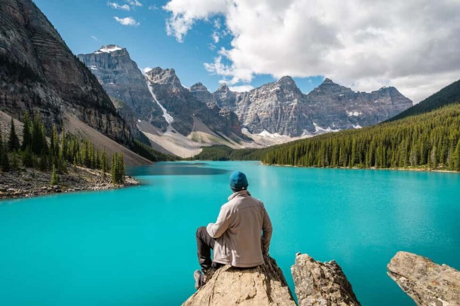 Banff/Canmore: Moraine Lake 1.5h & Lake Louise Half-Day Tour - The Stops: Moraine Lake and Lake Louise