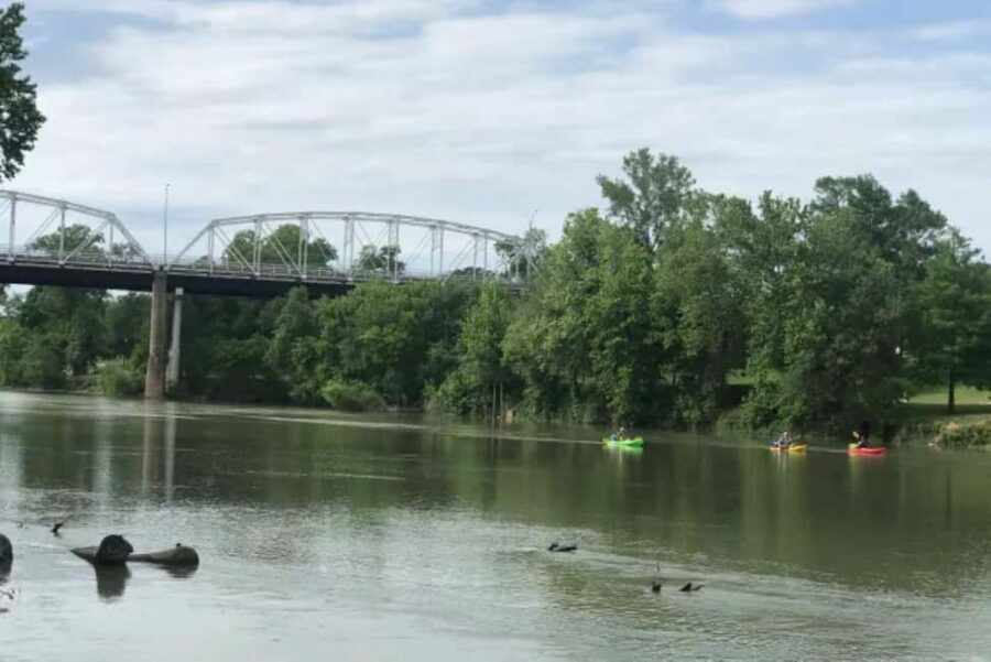 Bastrop: El Camino Real Paddle Trail Kayak and Canoe Rental - What to Expect on the Water