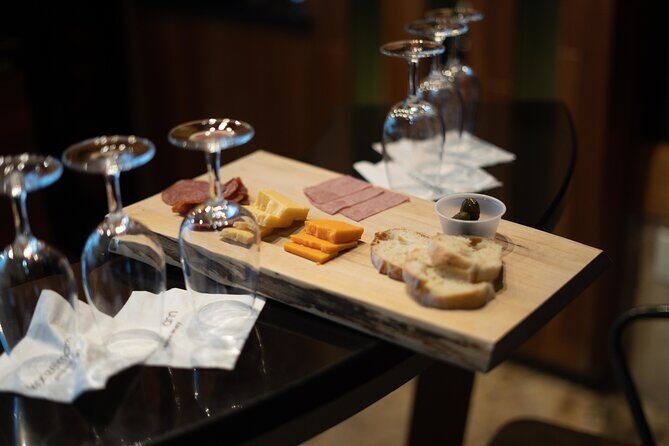 Beer and Wine Tour in Niagara-on-the-Lake - Full Breakdown of the Tour Experience