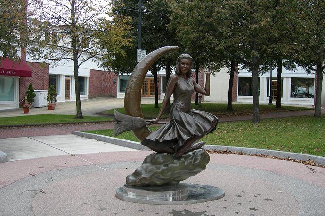 Best Hocus Pocus Movies & More Tour - A Walk Through Salem’s Cinematic Landmarks