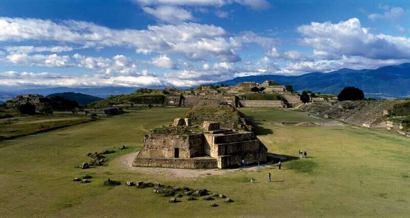 Best of Monte Albán and visit two villages arround - The Experience from Reviews and Insights