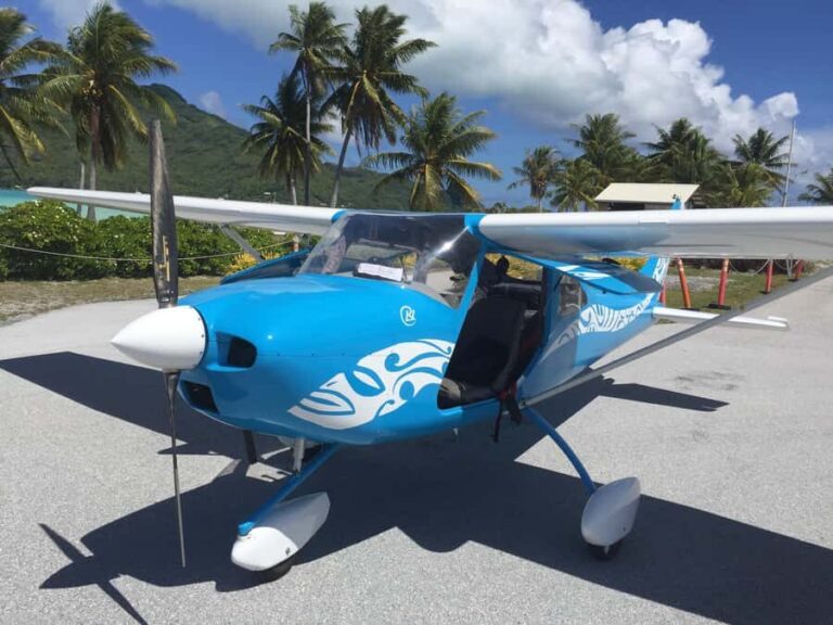 Bora-Bora 30 minutes private flight in light aircraft - Why This Flight Is a Must-Do (or Not)