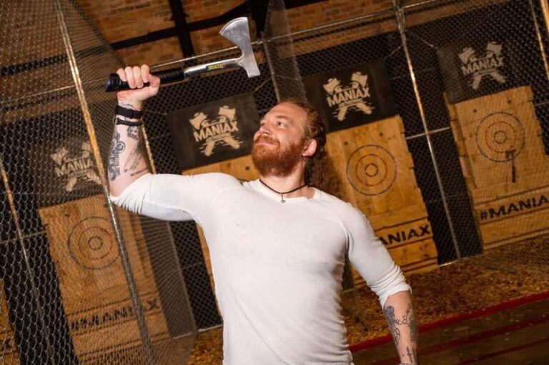 Brisbane CBD: Axe Throwing Session - 1 Hour - Who Will Love This Experience?