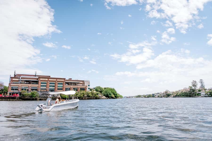 Brisbane: Electric Picnic Boat Rental from Breakfast Creek - The Itinerary and Experience Breakdown