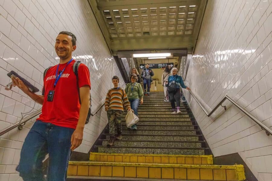 Brooklyn: Discover Hidden NYC Subway Secrets - Private - The Experience in Action