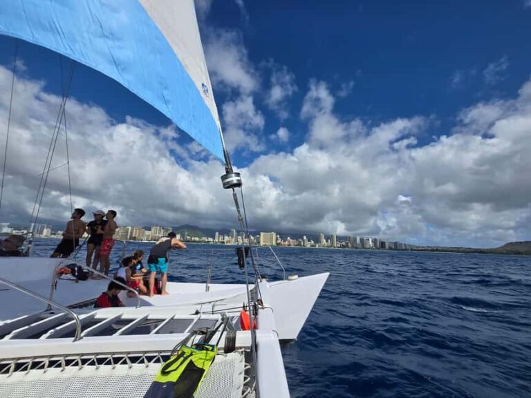 BYOB Weekend Sightseeing Sail towards Diamond Head - Overview of the Experience