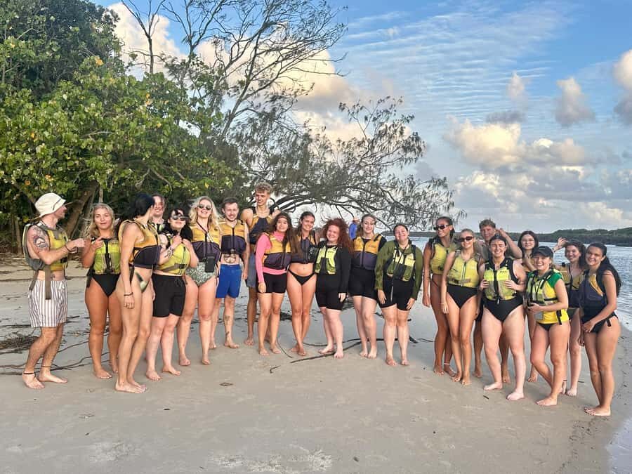 Byron Bay: Kayak and Hike Eco-Tour with Waterfall Swim - Detailed Breakdown of the Itinerary