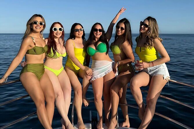 Cabo Luxury Yacht Charter  Private Crew & Snorkeling Adventure - An In-Depth Look at the Experience