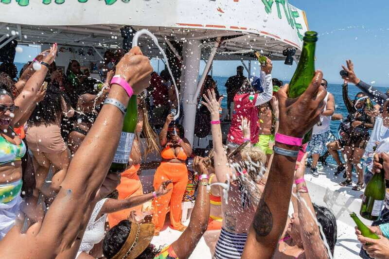 Cabo San Lucas: Hip Hop Boat Party with Unlimited Drinks - The Drinks and Entertainment: What Sets This Apart