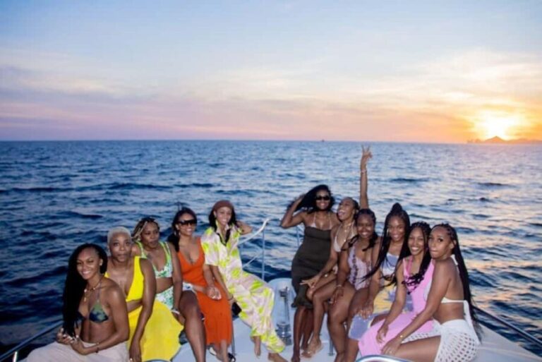 Cabo San Lucas: Sunset Cruise Experience - Why This Tour Stands Out