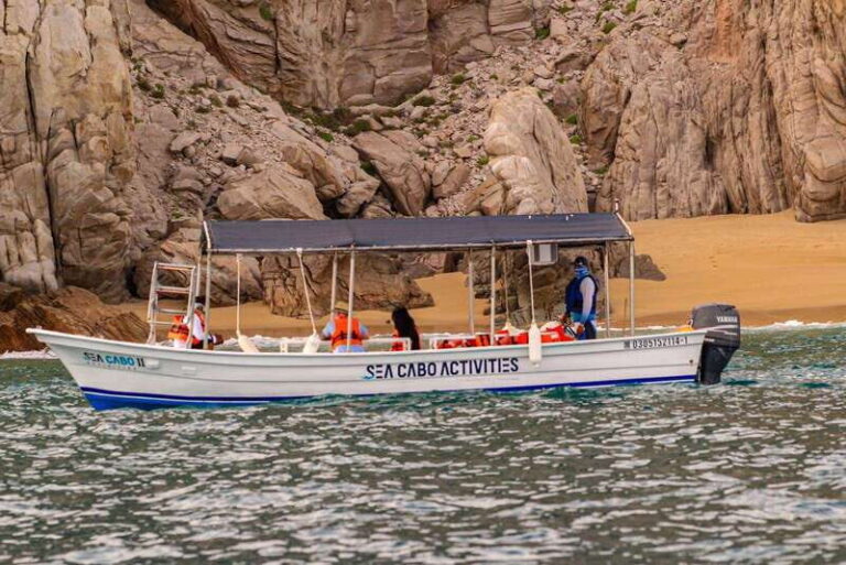Cabo San Lucas: Tour al Arco en Barco Fondo de Cristal - Who Will Enjoy This Tour?