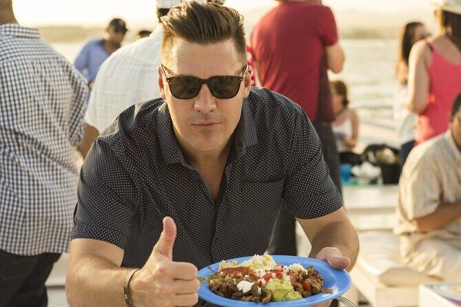 Cabo Sunset Dinner Cruise: Fajitas, Lands End and Party - What Reviewers Say: A Balanced Perspective