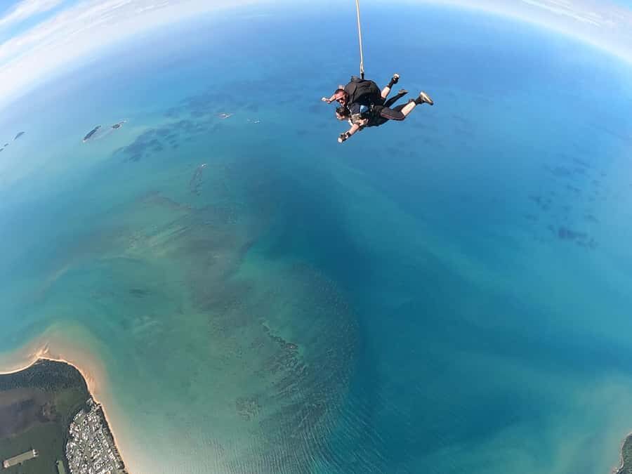 Cairns: Tandem Skydive - The Location and Logistics