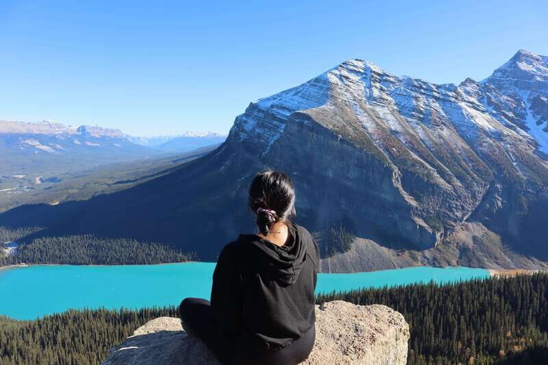 Calgary/Canmore: Banff National Park & Lake Louise Day Trip - Transportation and Comfort