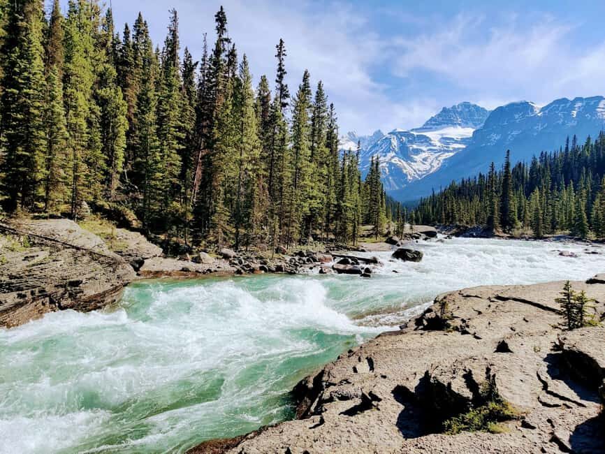 Calgary: Lake Louise, Moraine Lake, & Emerald Lake Tour - The Practicalities & What You Should Know