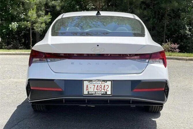 Calgary to Banff Airport Transfer Reliably to the Rockies - What the Experience Feels Like