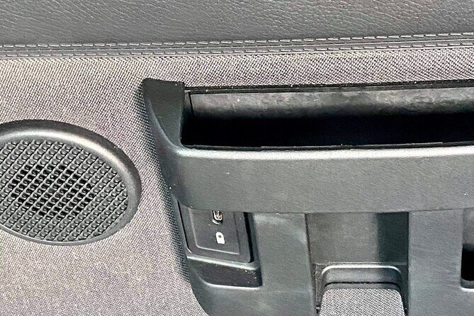 Calgary YYC Airport to Lake Louise  Private Shuttle - Who Should Consider This Private Shuttle?