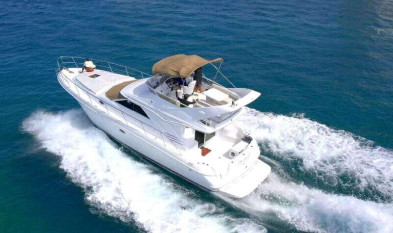 Cancun: Exclusive Sea Ray Express Bridge for 14 people - The Itinerary Breakdown