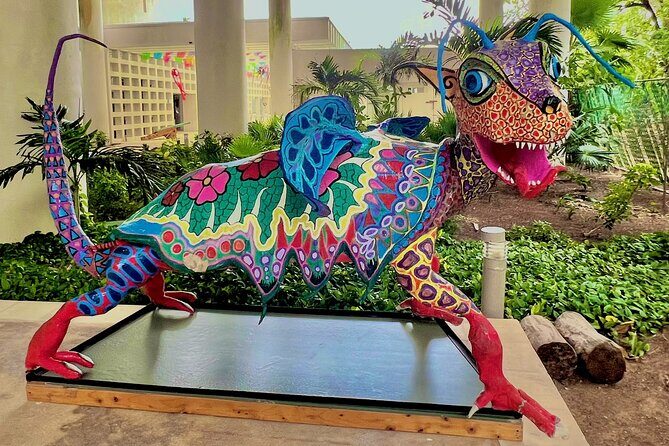 Cancun gems: Mayan Museum, Beach watching, Local Market, & Lunch - Guide Experience and Reviews