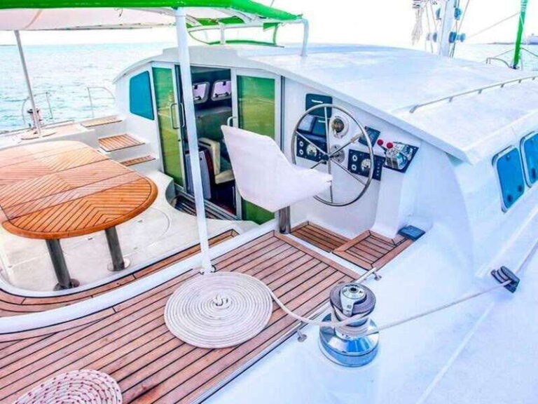 Cancun: Half-Day Private Catamaran for 35 guests - What’s Included and Not