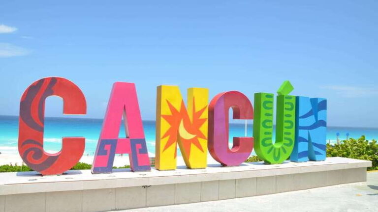Cancun: Hop-on Hop-off Sightseeing Bus Tour and Attractions - How the Tour Is Structured