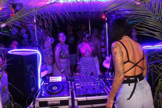 Cancun Night Party Boat - Included and Not Included: What You Get