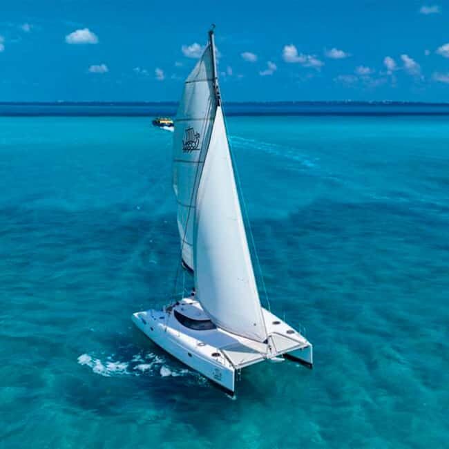Cancun: Premium Catamaran with Transportation & Dock fee - What Sets This Tour Apart?