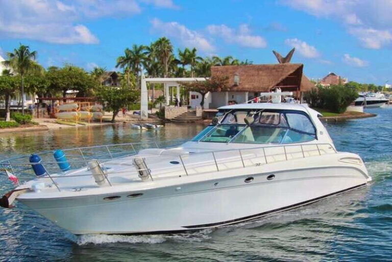 Cancun private yacht Sea Ray Sundancer 60 feet - Why This Tour Offers Great Value