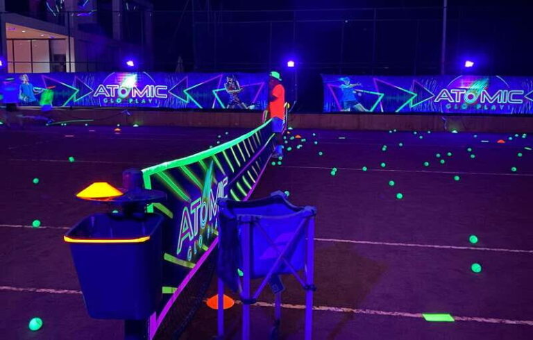 Cancun: Tennis Black-light Experience at RN Tennis Centre - The Glow Tennis Experience: A Night to Remember