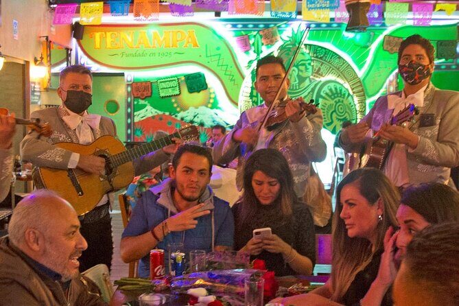 Cantinas -Traditional Mexican Bars of the Historic Center - The Value of the Tour