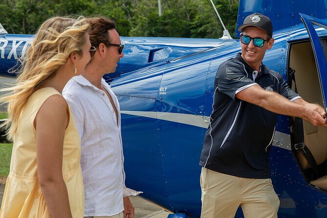 Cape Gloucester Getaway -2 Hour Helicopter & Resort Visit - The Helicopter Ride: Comfort and Practicalities