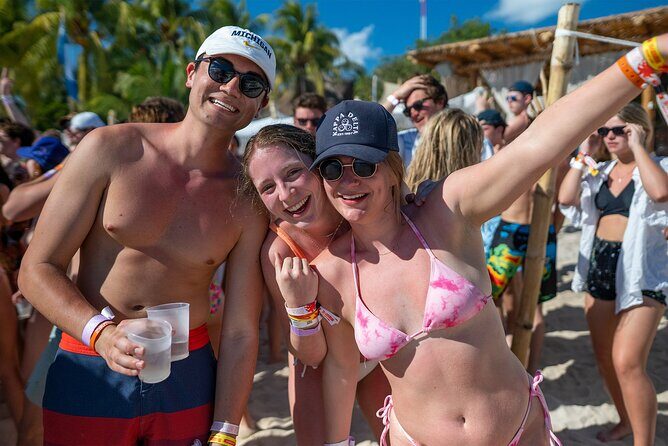 Catamaran Adventure Isla Mujeres with Snorkeling and Beach Club - What Does the Tour Include?