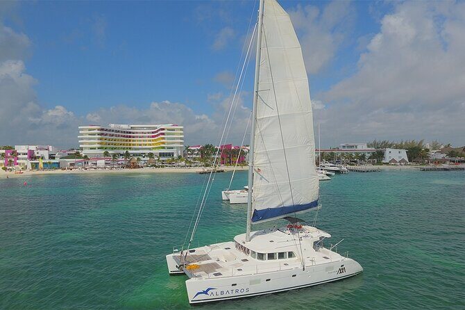 Catamaran Albatros Platinum & Beach club & Open bar & Isla Mujeres - What We Love About This Tour
