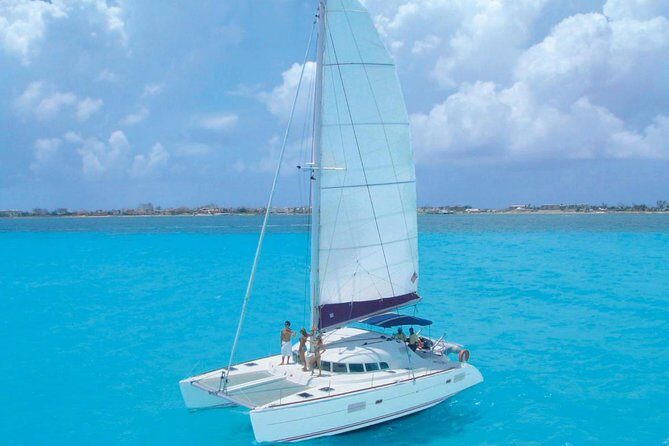 Catamaran party Cancun to Isla mujeres - What’s Included and What’s Not