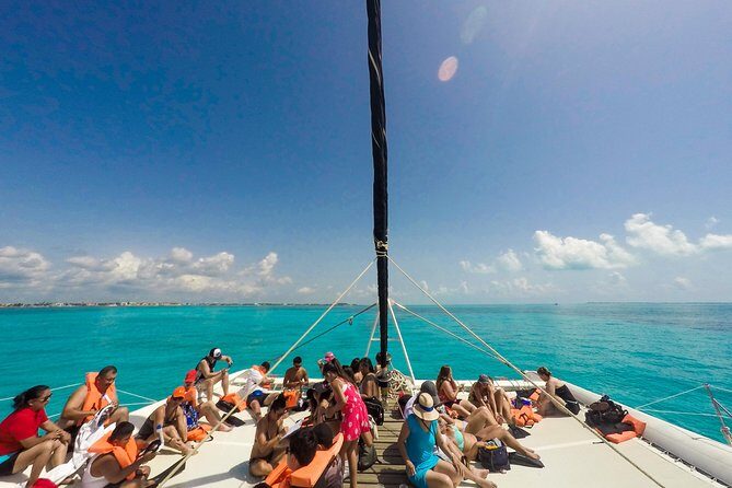 Catamaran to Mujeres Island with Open Bar on Board from Cancun - Who is This Tour Ideal For?