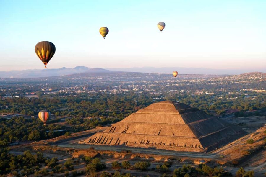 CDMX: balloon ride over Teotihuacan with transportation included - The Experience: What to Expect from the Flight