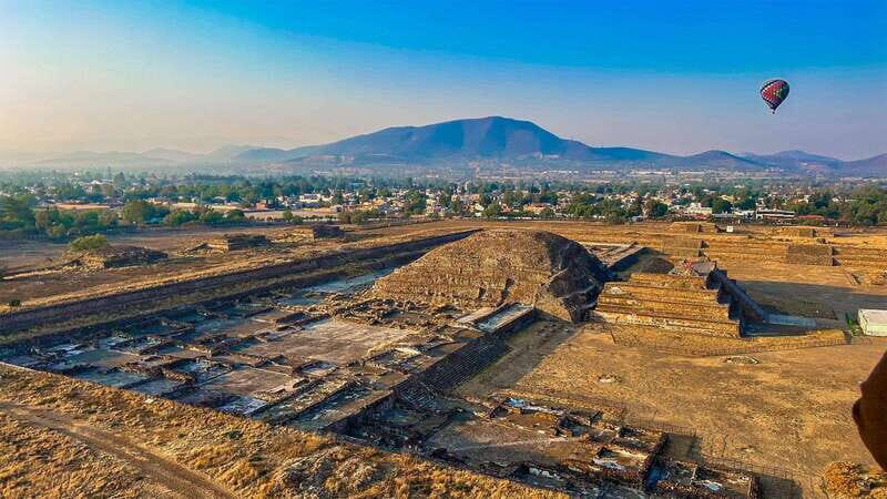 CDMX: Teotihuacan Balloon Flight with Optional Pyramids Tour - Transportation and Logistics: How the Day Starts