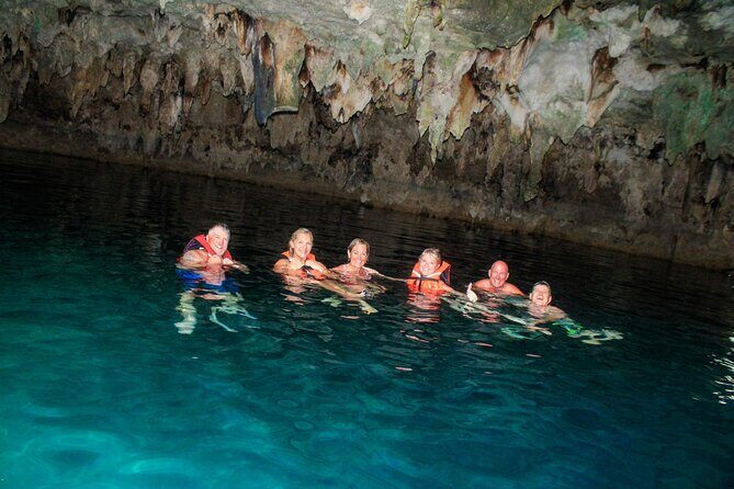 Cenote Cancun Experience with Transportation Included & Lunch - Who Is This Tour Best For?